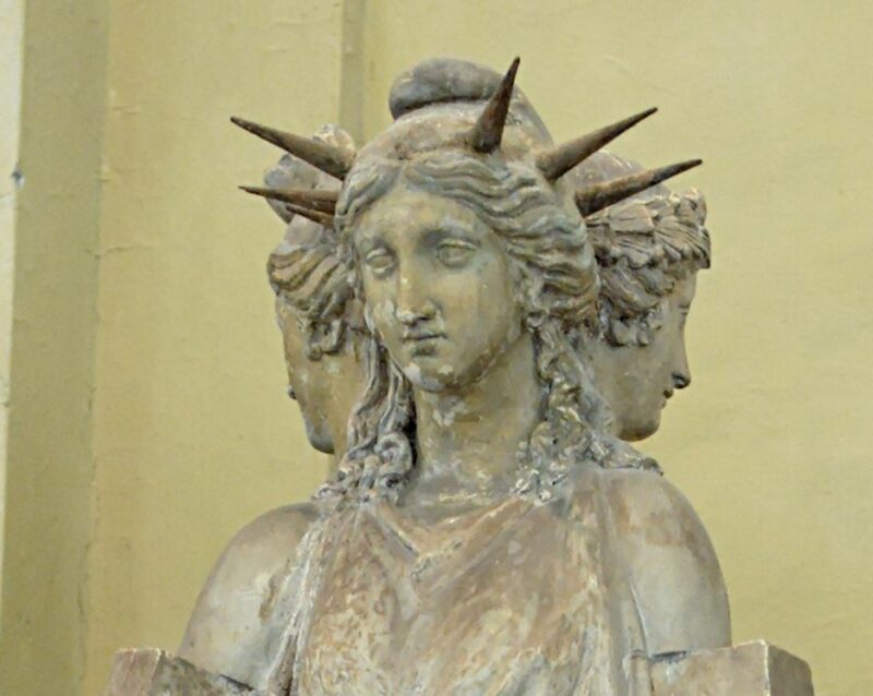A visit to Hekate’s domestic chapel | psyke